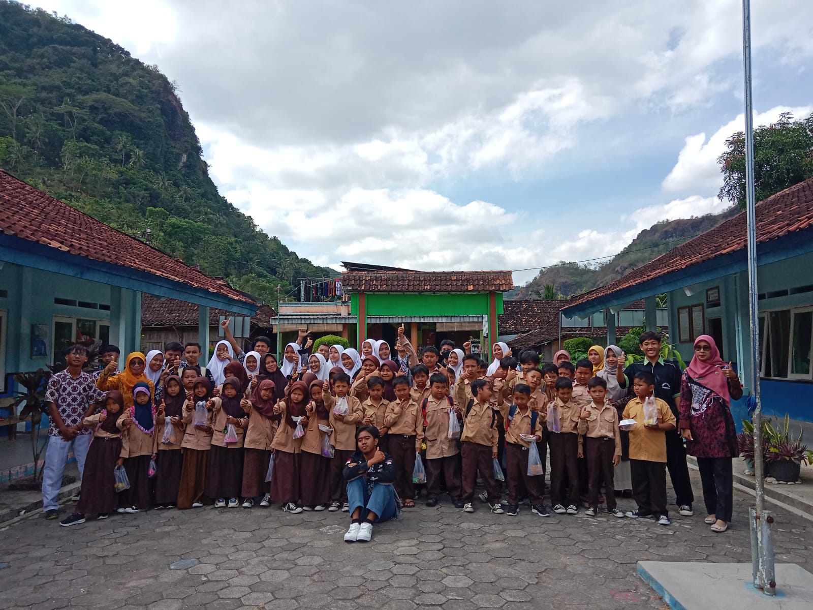 SMKN 1 Pandak Goes To School Lagi – SMK Negeri 1 Pandak